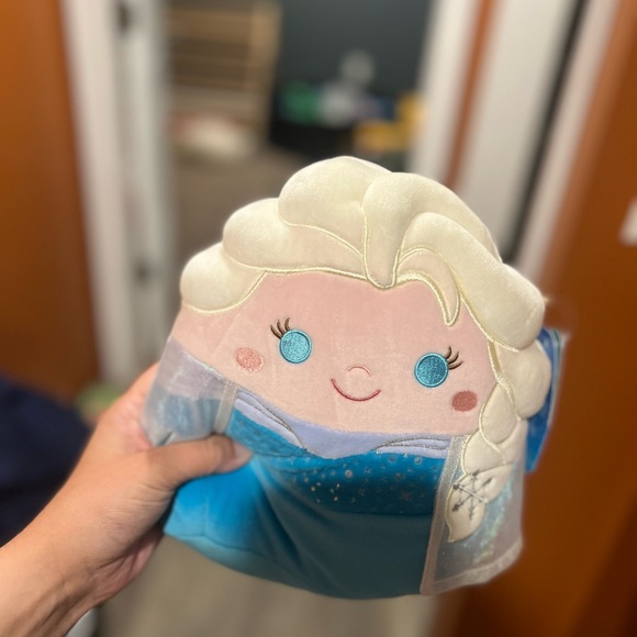 Disney | Toys | Disney Elsa Squishmallow With Iridescent Cape | Poshmark
